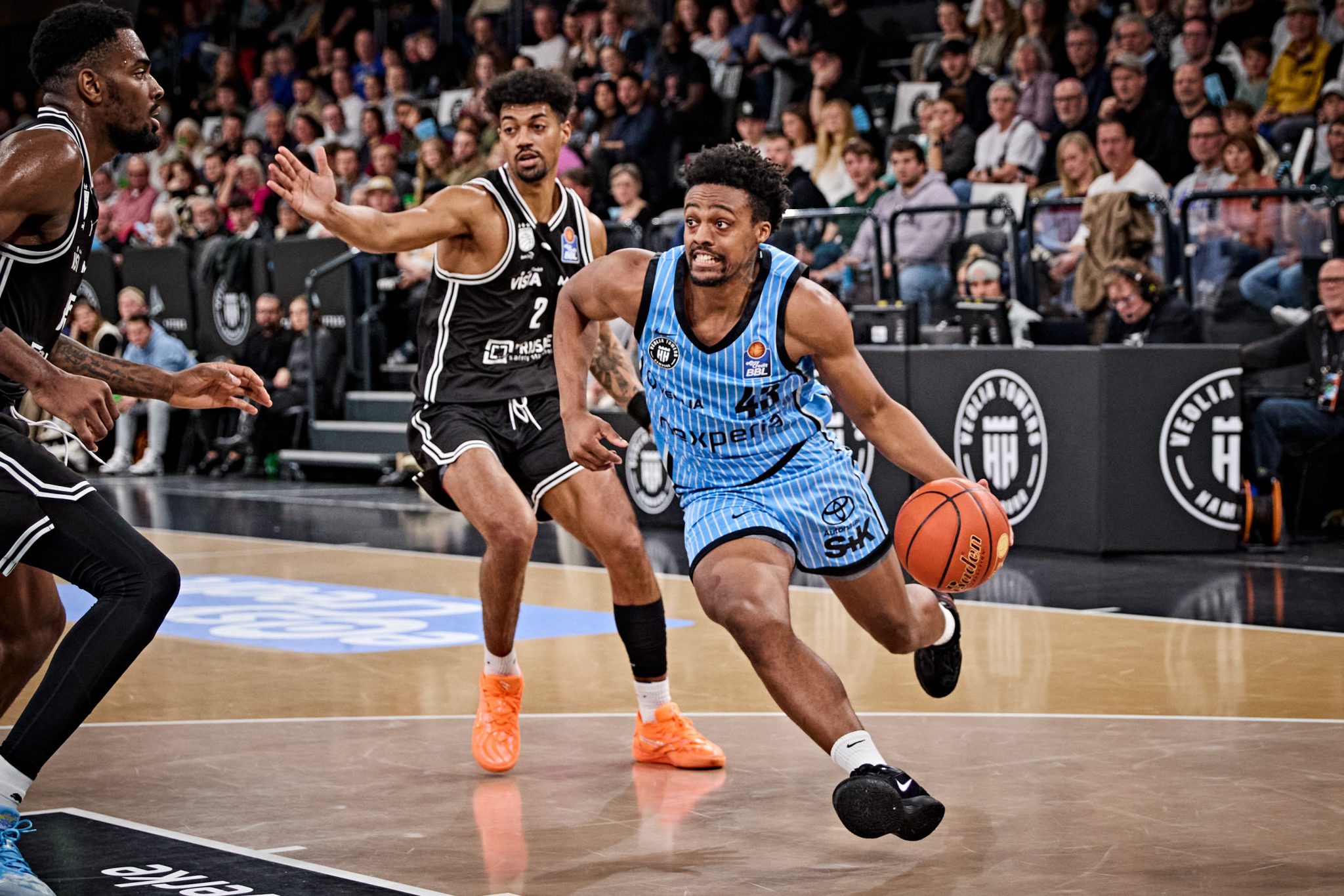 01.11..2025 / Veolia Hamburg Towers vs Bamberg Baskets / Hauptrunde / Season 2025//2026 ...